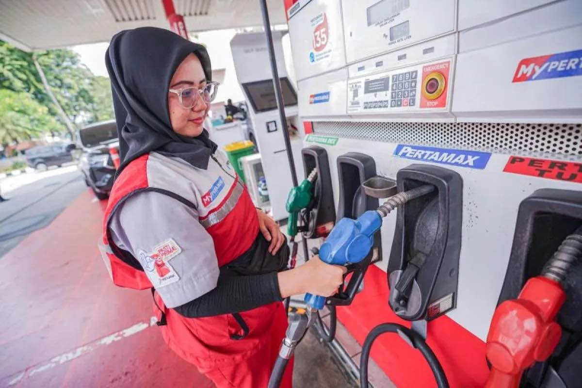 GoRiau - Pertamina Turunkan Harga Pertamax dan Dex Series, Berlaku Mulai 1 Mei