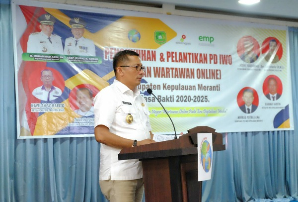 GoRiau - Bupati Adil Minta Bagian Kominfo Siapkan UKW Gratis untuk Wartawan di Kepulauan Meranti