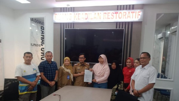 GoRiau - Siswi SMP Minta Maaf, Wali Kota Jambi Cabut Laporan