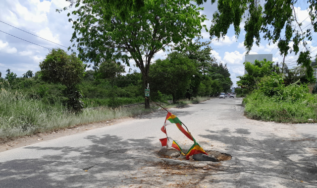 GoRiau - Jalan Cepat Rusak, Pengamat Bongkar Praktik Kotor Kontraktor