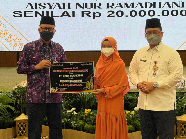 GoRiau - Pemprov Riau Bakal Tambah Penyertaan Modal BRK Rp360 Miliar, Tahun Ini Cair Rp100 Miliar