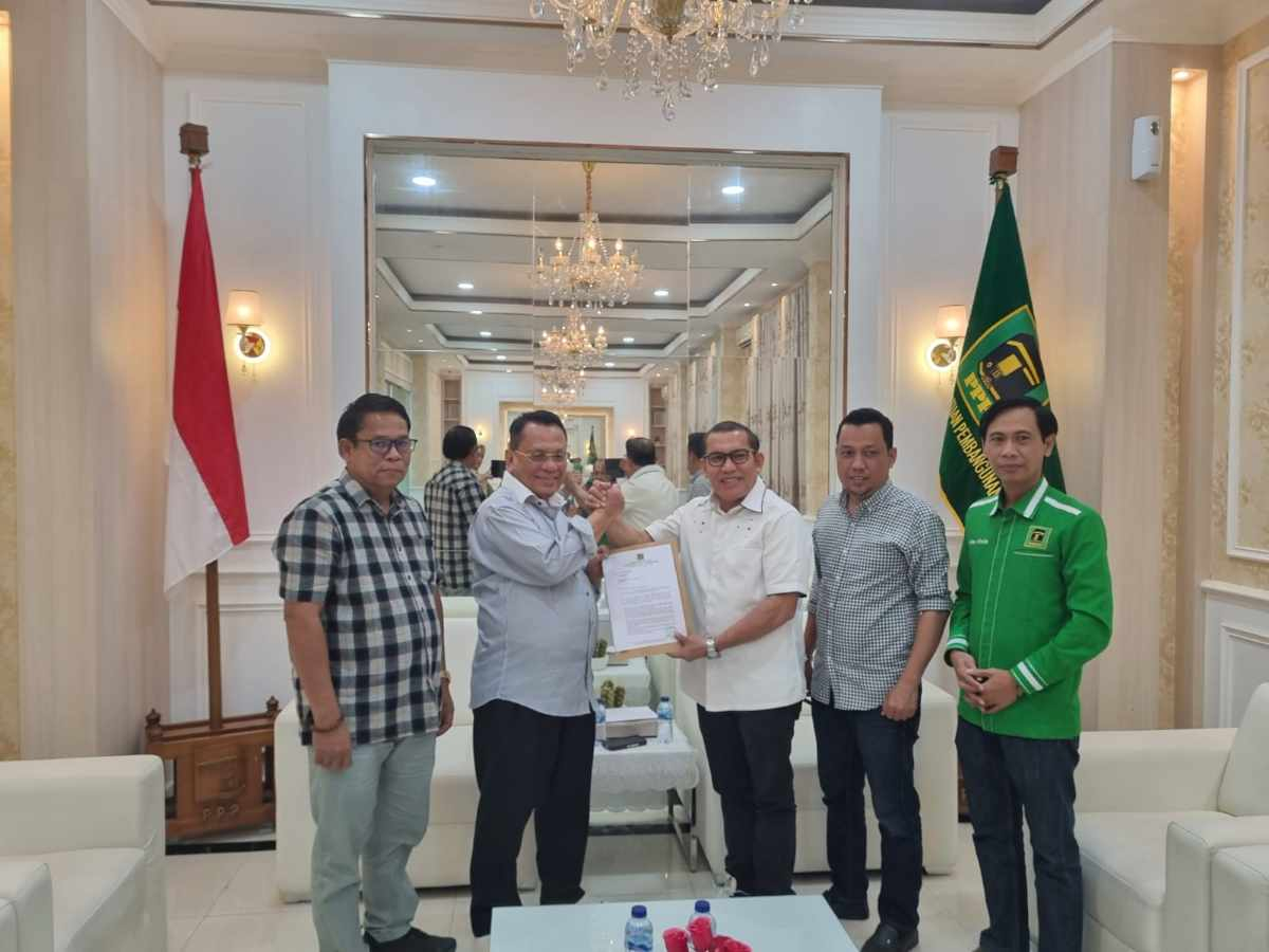GoRiau - PPP Serahkan Rekomendasi Kepada Pasangan H Bistamam - Jhony Charles untuk Pilkada Rohil