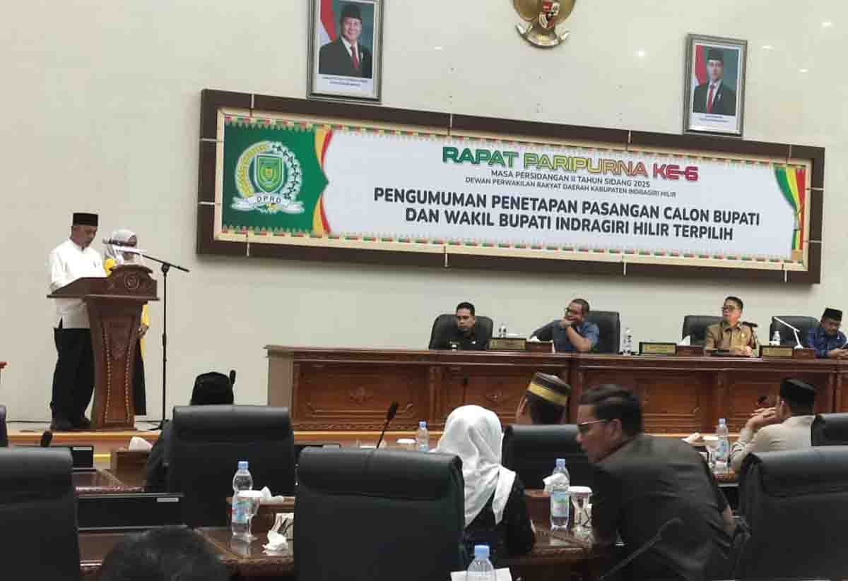 GoRiau - DPRD Inhil Tetapkan Herman - Yuliantini sebagai Bupati dan ...