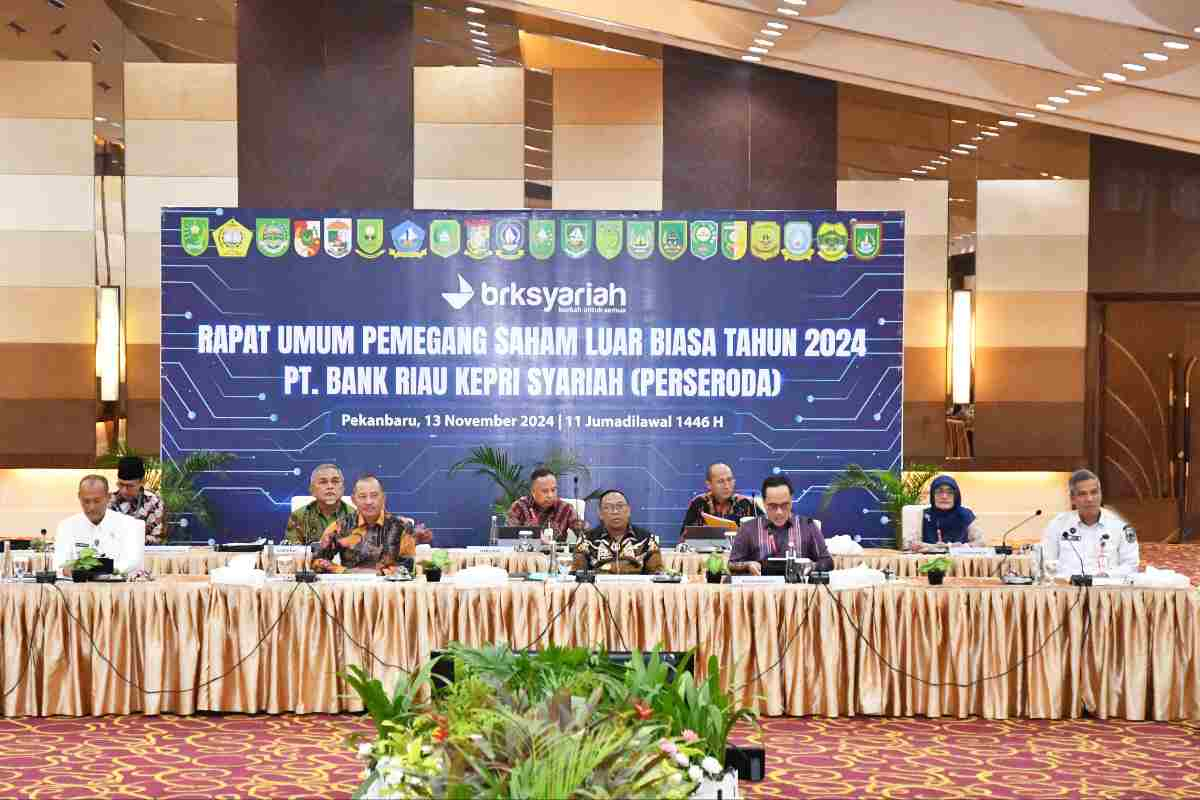 GoRiau - Pemegang Saham Setujui Dua Agenda RUPS LB Bank Riau Kepri Syariah