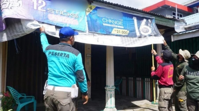 GoRiau - Bertentangan dengan KTR, Ratusan Reklame Rokok di Inhil ...