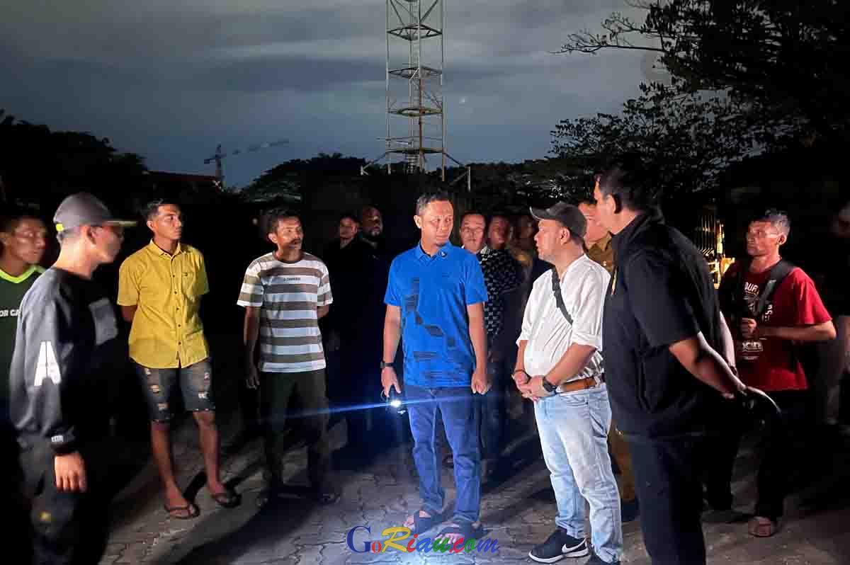 GoRiau - Wali Kota Pekanbaru Sidak Pengangkut Sampah, Temukan Banyak Pelanggaran