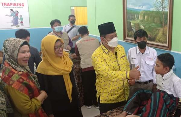 GoRiau - HUT ke-9, Forum Pekanbaru Kota Bertuah Gelar Sunatan Massal dan Santuni Anak Yatim