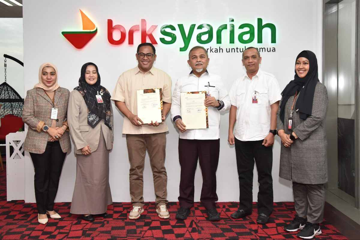 GoRiau - Bank Riau Kepri Syariah Populerkan Layanan Mobile Banking ke Dunia Pendidikan Bersama ...