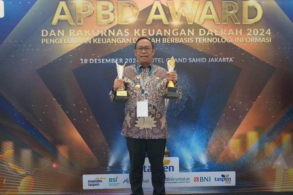 GoRiau - Pemprov Riau Raih Dua Penghargaan di APBD Award 2024, Berikut Rinciannya