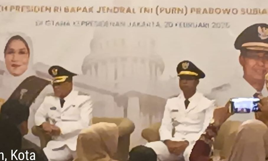 GoRiau - Bistamam-Jhony Charles Resmi Dilantik sebagai Bupati dan Wakil Bupati Rokan Hilir