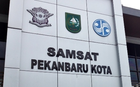 GoRiau - Tambah Layanan, UPT Samsat Pekanbaru Kini Hadir di Kampus ...