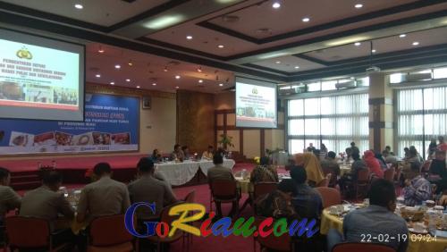 GoNews - Mei, Seluruh Penyaluran Rastra di Riau Bakal Diganti dengan Bantuan Pangan Non Tunai