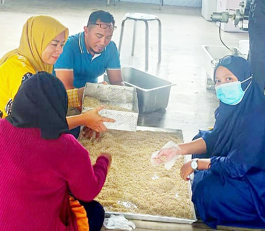 GoRiau - Beras Analog Sagu Kepulauan Meranti Ditargetkan akan Menembus ...