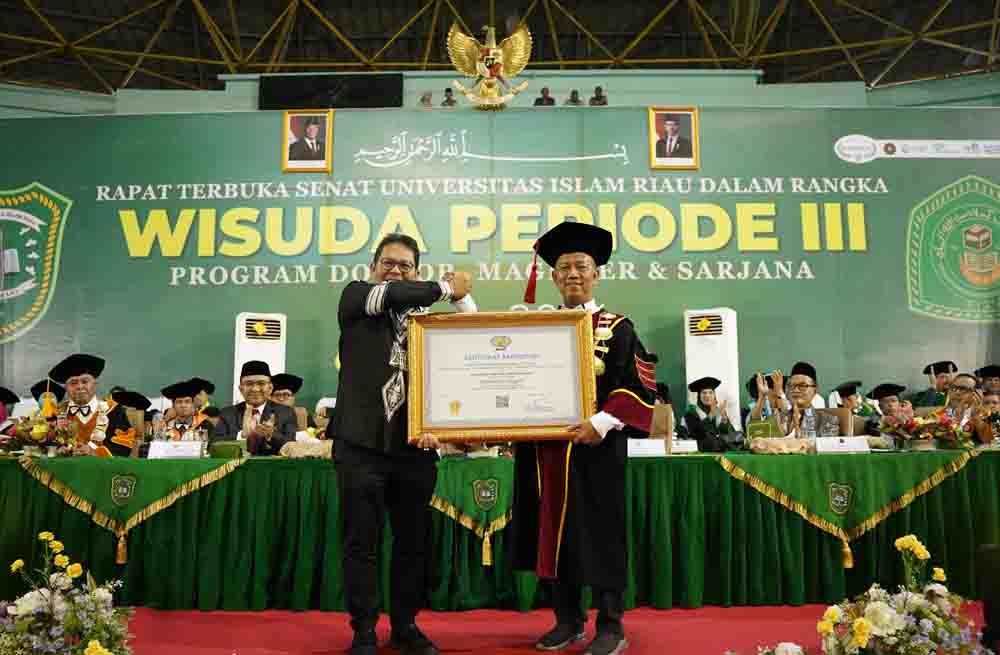GoRiau - Universitas Islam Riau Resmi Terima Sertifikat Akreditasi ...