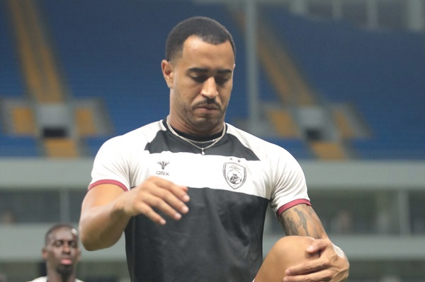 GoRiau - Victor Luiz Susul Nermin Haljeta Menepi