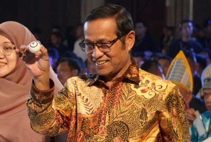 GoRiau - Sudah Diperiksa, KPU Sebut Panelis Debat Pilgubri Syafriadi Langgar Pakta Integritas
