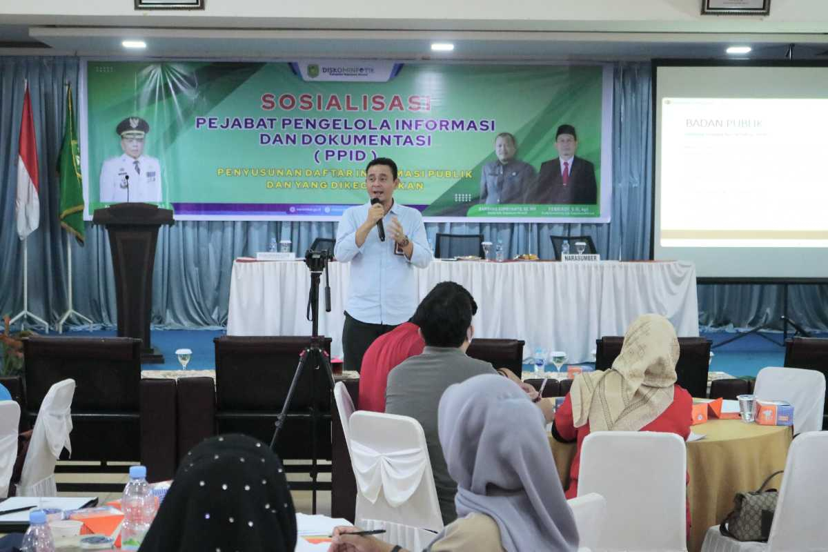 GoRiau - Tingkatkan Keterbukaan Informasi Publik, Diskominfotik Gelar Sosialisasi Pengelolaan ...
