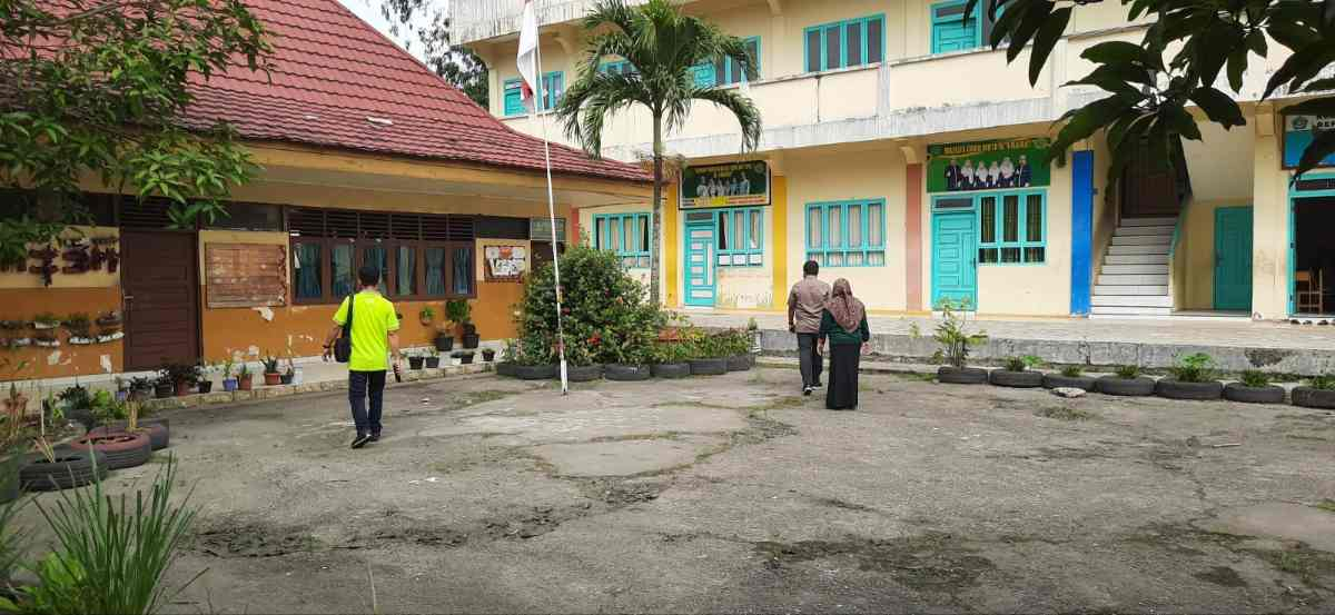 GoRiau - Kisah Miris SDN 57 Pekanbaru, Calon Siswa Cuma 5 Orang, Akhirnya Terancam Ditutup