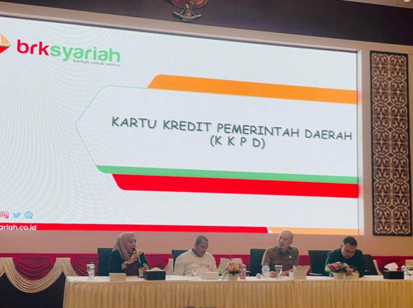 GoRiau - BKAD Provinsi Kepri Lakukan Perjanjian Kerja Sama dengan BRK Syariah Terkait KKPD