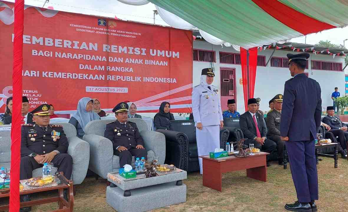 GoRiau - HUT ke-78 RI, Usai Bertindak Sebagai Irup pada Detik-detik Proklamasi, Bupati Inhu ...