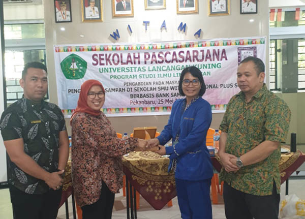 GoRiau - Ajarkan Pentingnya Peduli Sampah Sejak Dini, Program Studi ...